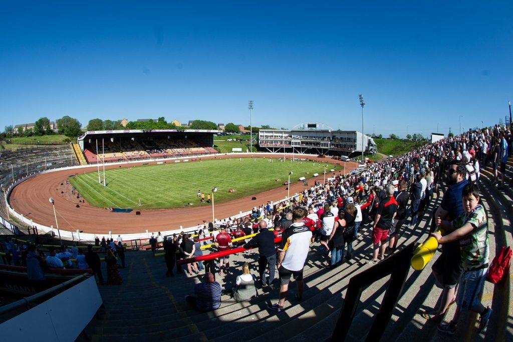 Lease on iconic Odsal Stadium - home to Bradford Bulls - is up for sale ...