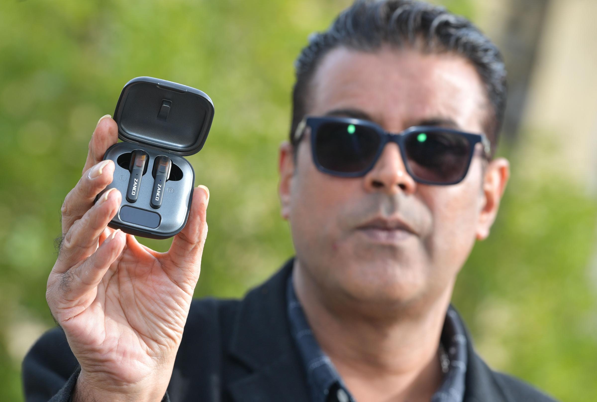 Bradford entrepreneur follows up world's smallest mobile phone with new ...